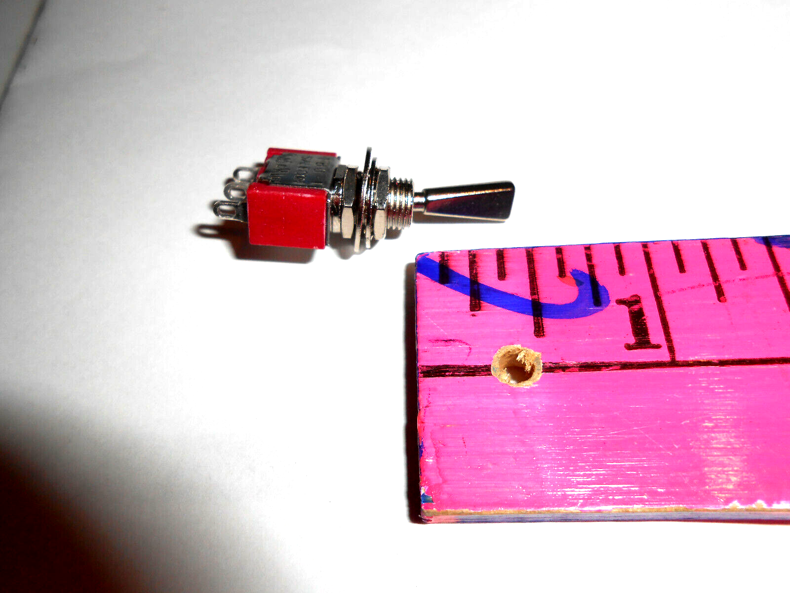 NOS Salecom T80-t 6 Pole 3 POS AC Momentary Mini Toggle Switch 83257 ...