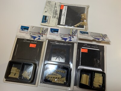 Aires 1/72 F4U Corsair Details Wheel Bays 7053 Engine R-2800 7016 ...