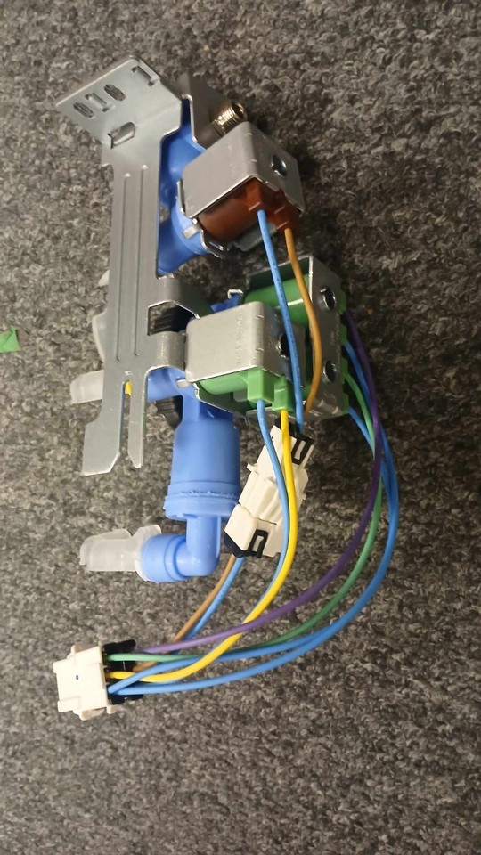 OEM Frigidaire Refrigerator Water Valve 5304525994 for GRFS2853ARF6 ...