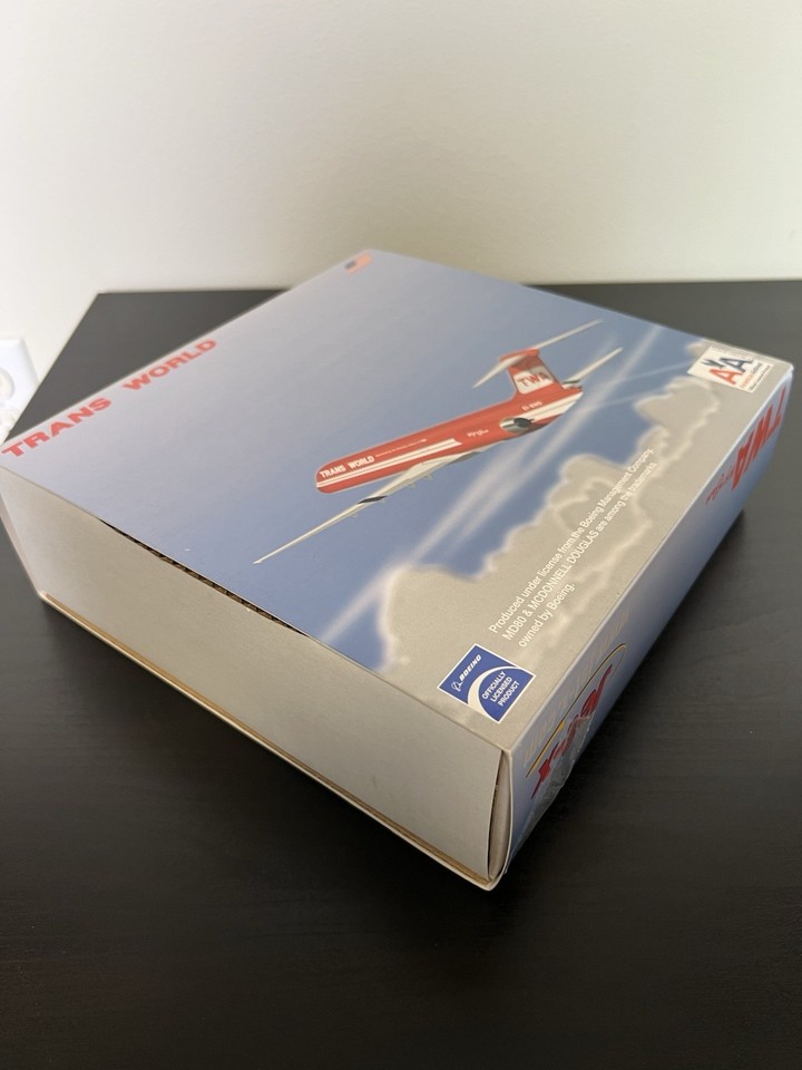 1:200 Jet-X TWA Trans World Airlines MD-83 EI-BWD Wings of Pride Red ...