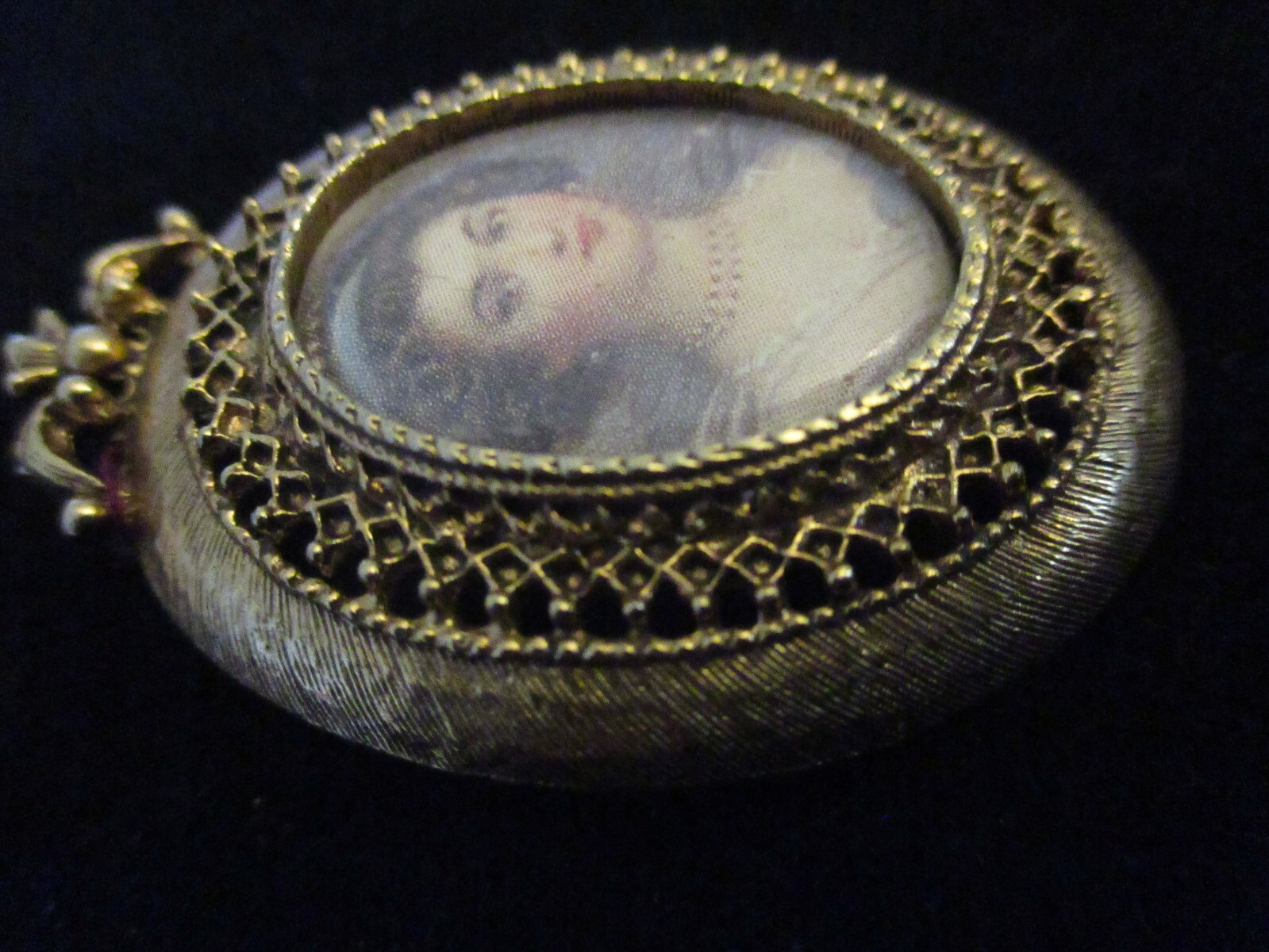 Vintage Signed Florenza Lady Portrait Cameo Brooch Pe… - Gem