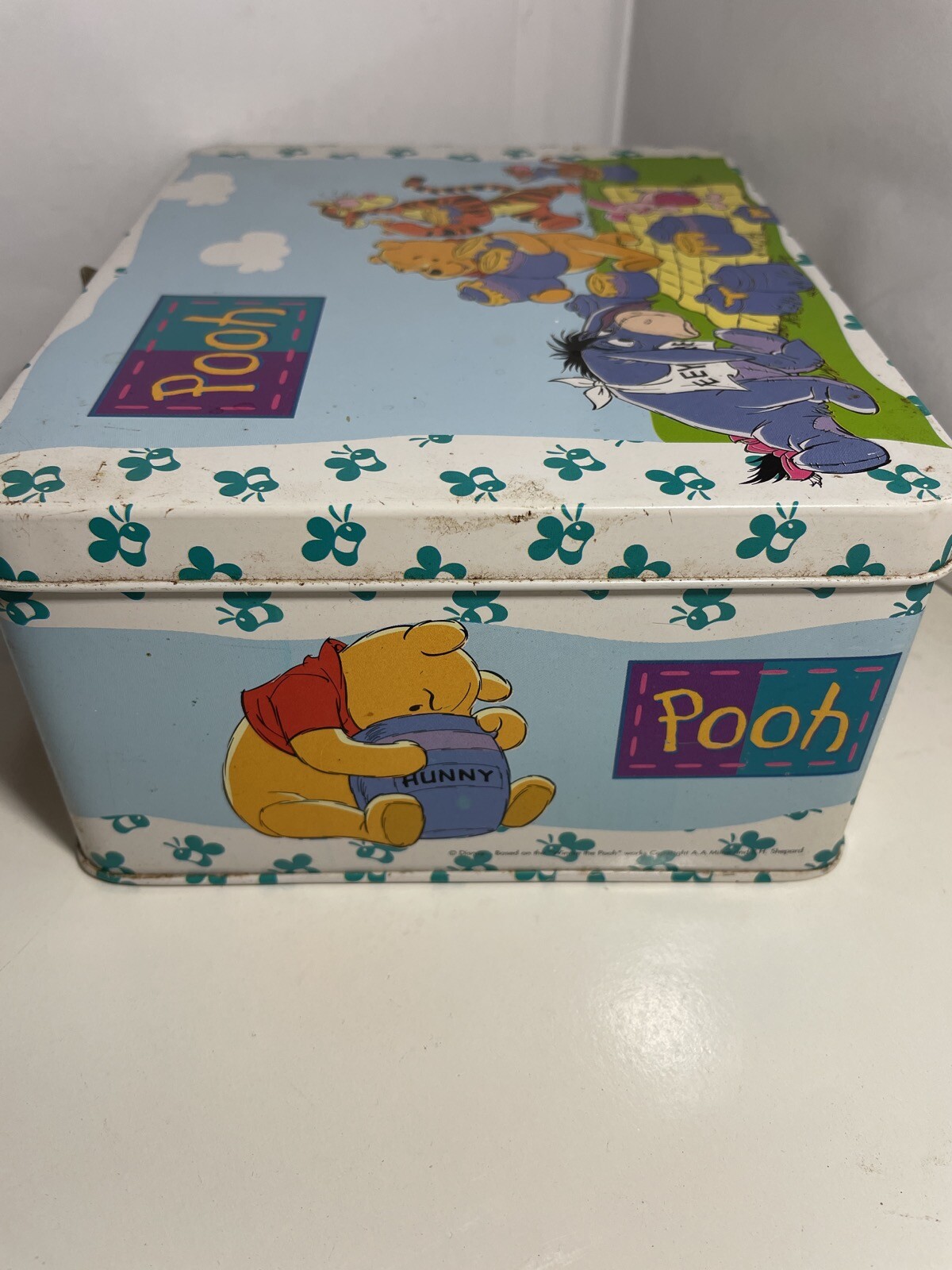Collectable DISNEY WINNIE THE POOH Tin Lunch Box Tigger, Eeyore, Piglet ...