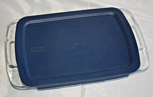 PYREX ~ 9" x 13" ~ #C-233 ~ Clear w Blue Lid & Open Handles ...