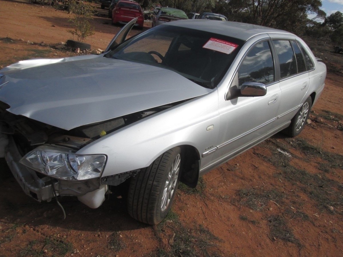 Ford Fairmont Car Bracket