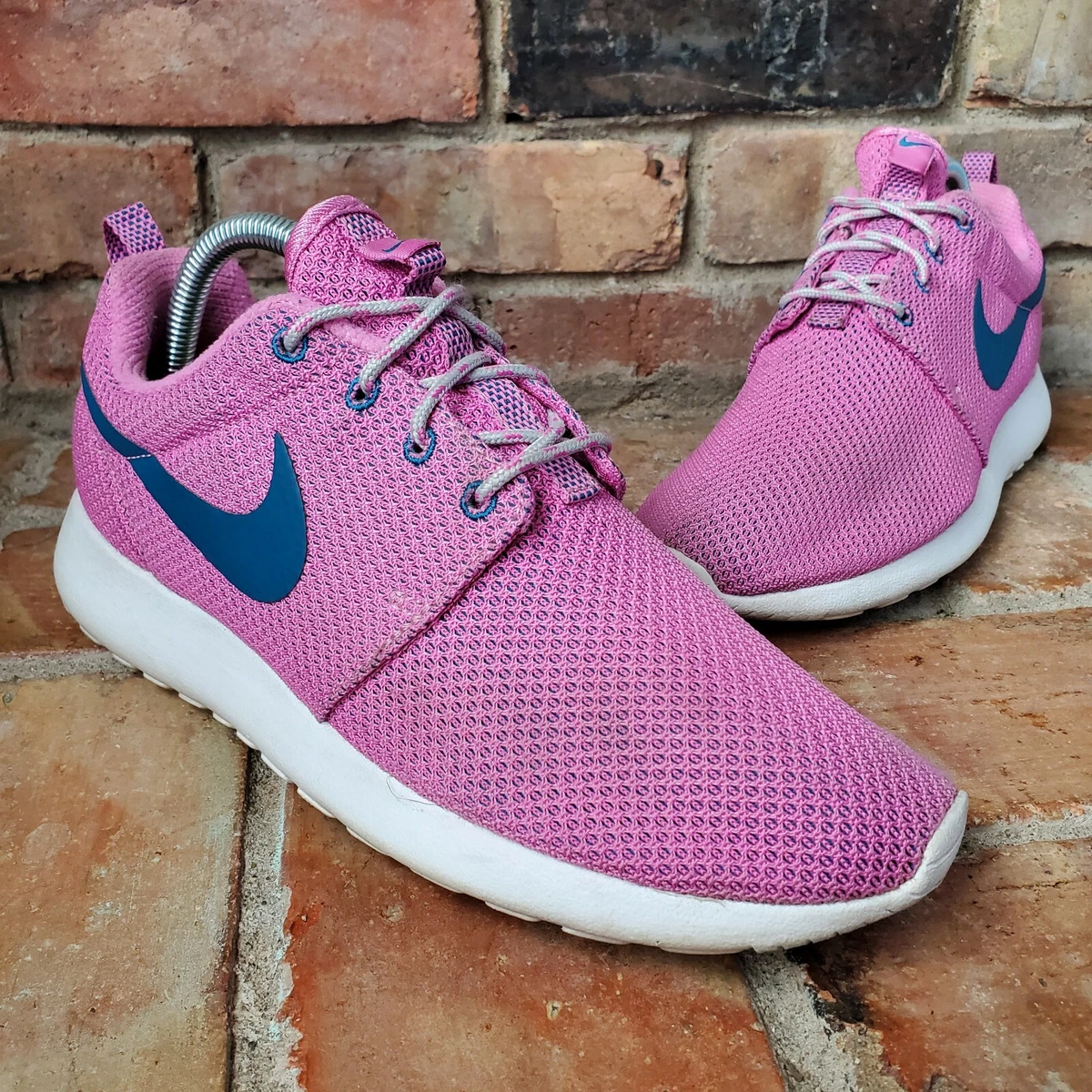 Roshe Runs Pink And Blue