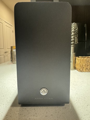 AKiTiO Node Titan Plug and Play Thunderbolt 3 External GPU Solution ...