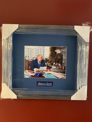 Donald Trump autographed 8x10 professionally matted & box frame PSA ...