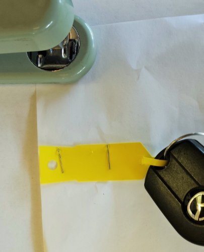 Self-Locking Arrow Key Tags 4.5x3/4 Inch 1000 Per Pack for Repair Shop ...