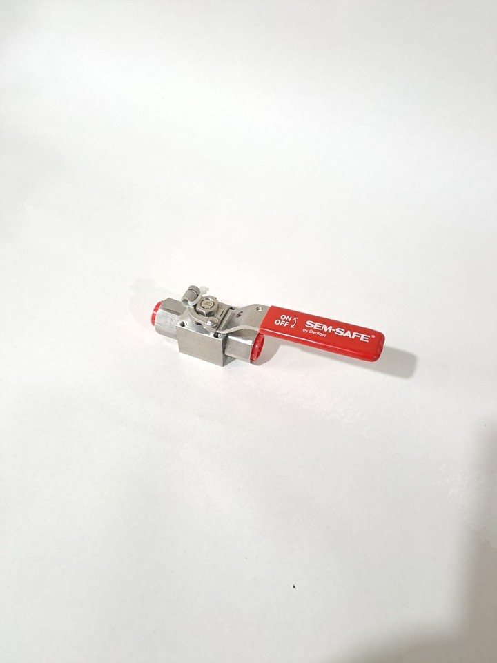 Colson Ball Valve BHSP1010PFS-PM-LK 3/8 Inch, BSPP (F), SS316, Panel ...