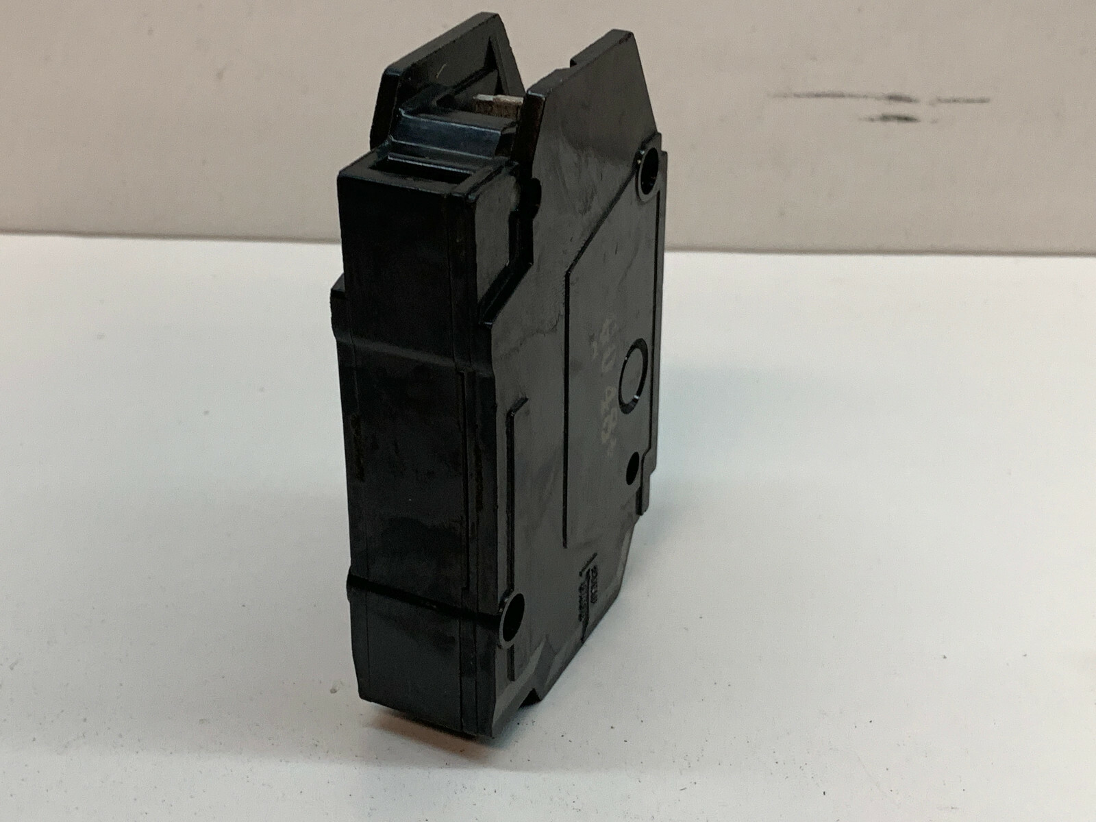 (4-Pack) GE TQC1120 20-Amp 1-Pole TQC Circuit Breaker 20A 1P 120/240VAC ...