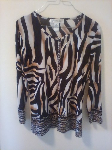 Rafael Woman's Long Sleeve Sleeve Button Front Top - Size M | eBay