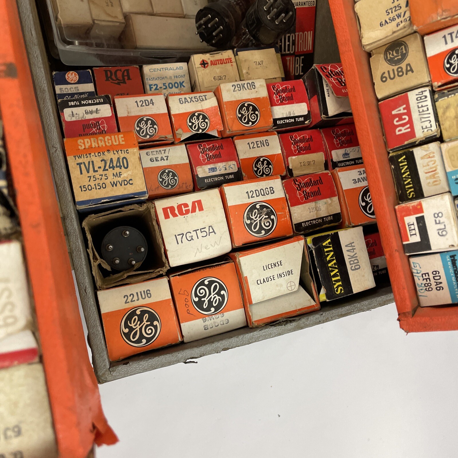 VTG Original GE General Electric Radio / TV Tube Repairman Tube Caddy ...