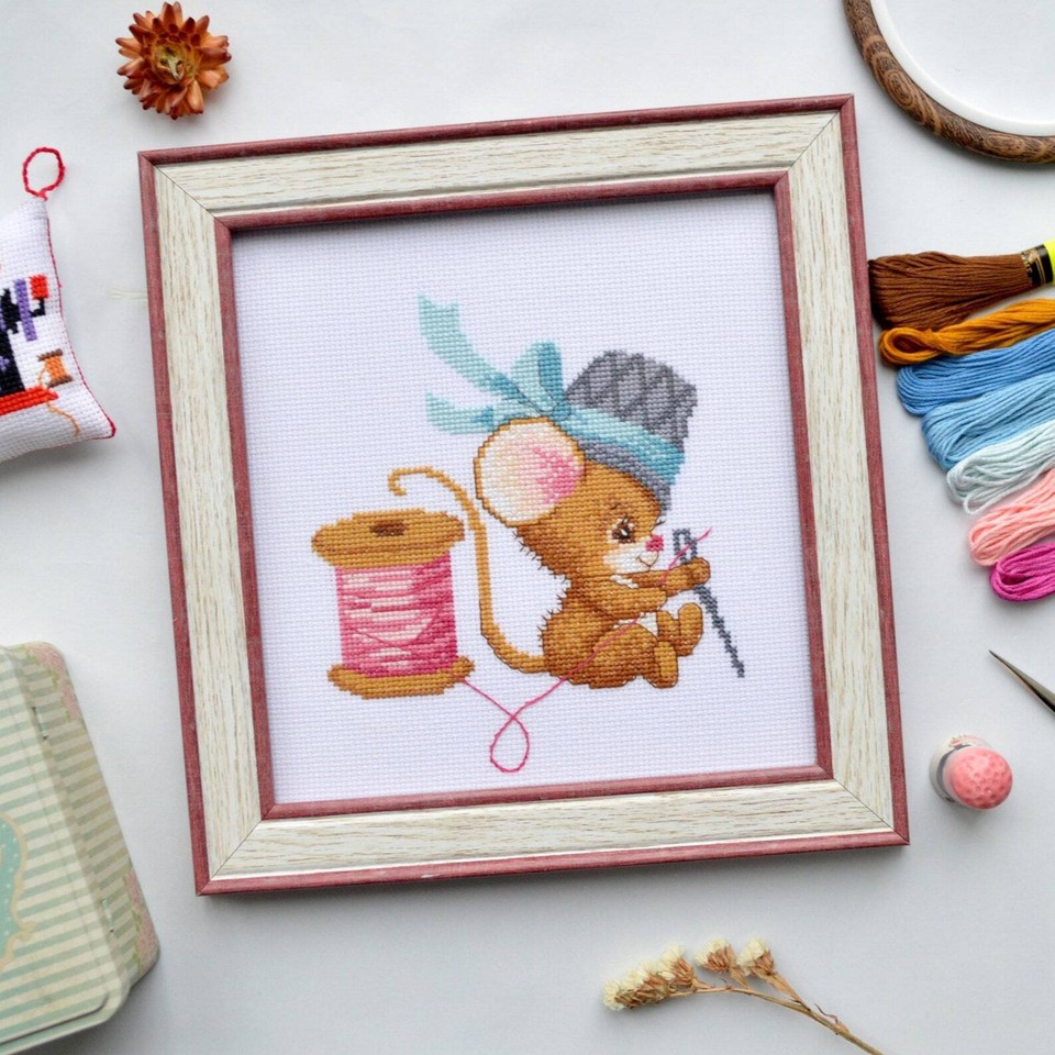 Seamstress Mouse Cross Stitch Kit Easy Counted Pattern DIY Beginners ...