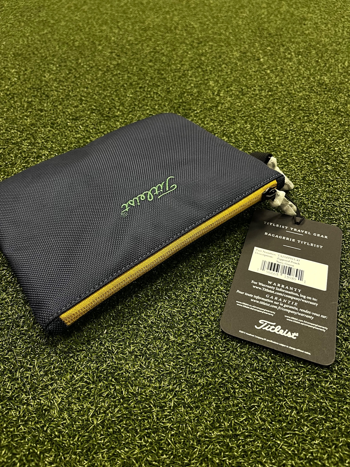 Titleist Shamrock Limited Edition Navy Zippered Pouch golf gift bag St ...