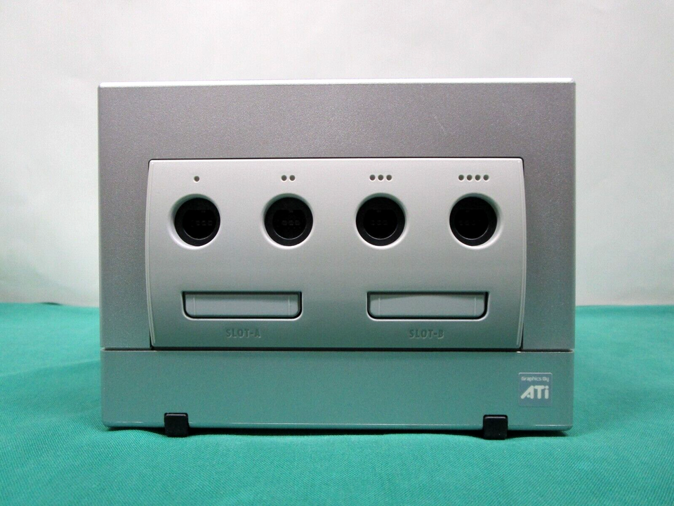 Nintendo GameCube Console System Only Silver DOL-001 -- *JAPAN* GC. 654 ...
