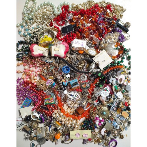 Over 3 Pounds Mixed Jewelry Craft Junk Lot All Junk Crafting Repair ...