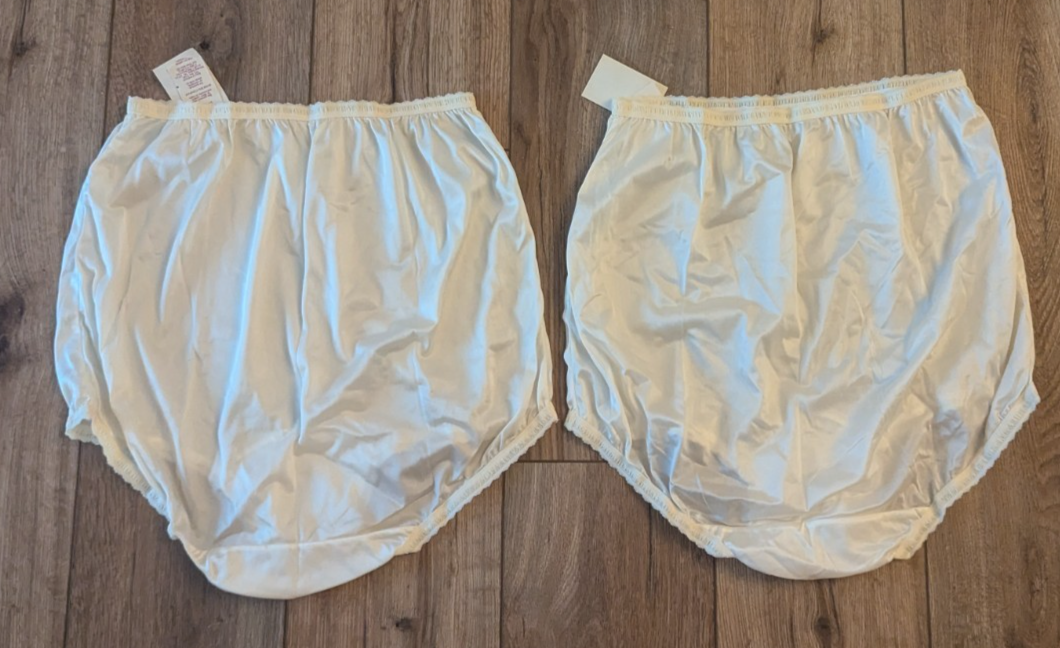 2 Pair Vtg. Cream Bali Freeform Panties Size 9 2142 Nylon Mushroom ...