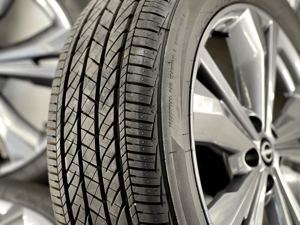 2017 Nissan Murano Tire Sizenull