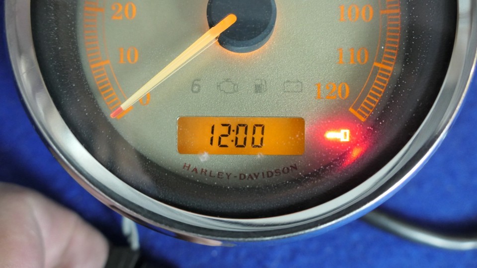 Genuine Harley Sportster Touring Dyna 4" Speedometer Speedo 2004-13 27k ...