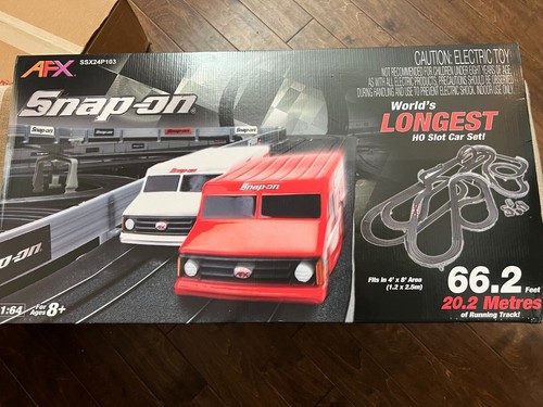 Snap On Tools Slot Car Set 2024 SSX24P103 World’s Longest HO Set 66.2 ...