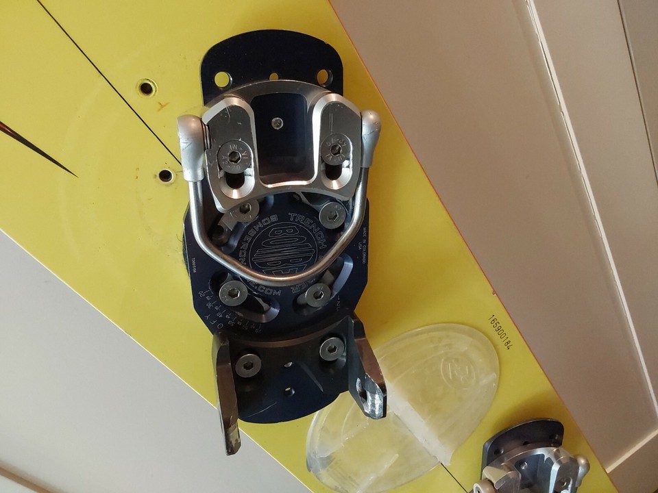 VINTAGE BURTON FACTORY PRIME ALPINE SNOWBOARD w/ BOMBER TRENCHDIGGER ...