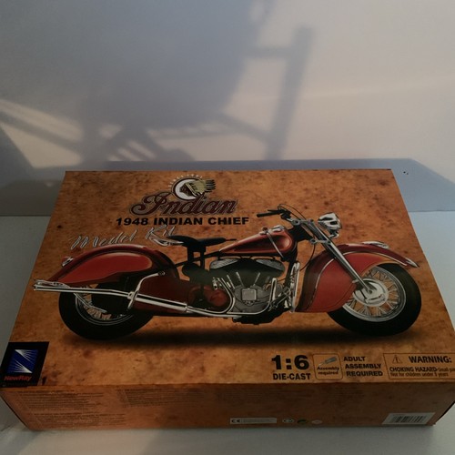 Vintage New Ray 1948 Indian Chief Motorcycle 1:6 Scale Diecast Model ...
