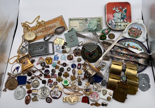 Huge Lot Vintage Estate Pins, Collectables & More! | eBay