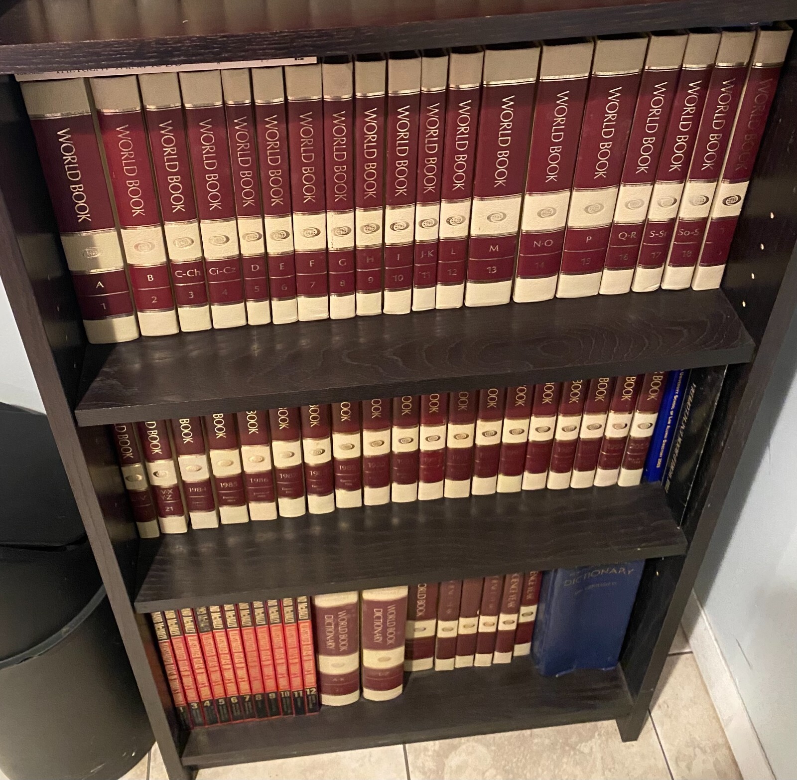 Vintage 1986 World Book Encyclopedia Complete 22 Volume Set / Gold ...