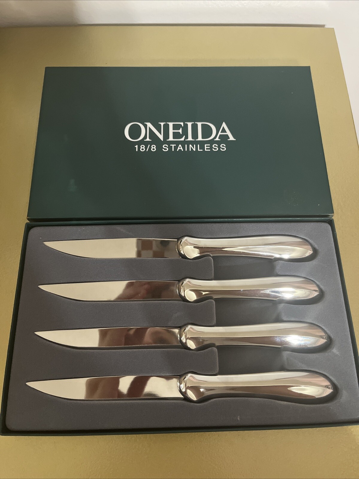 Brand New ONEIDA 18/8 Stainless Steak Knives Set Of 4 w/ Box | eBay