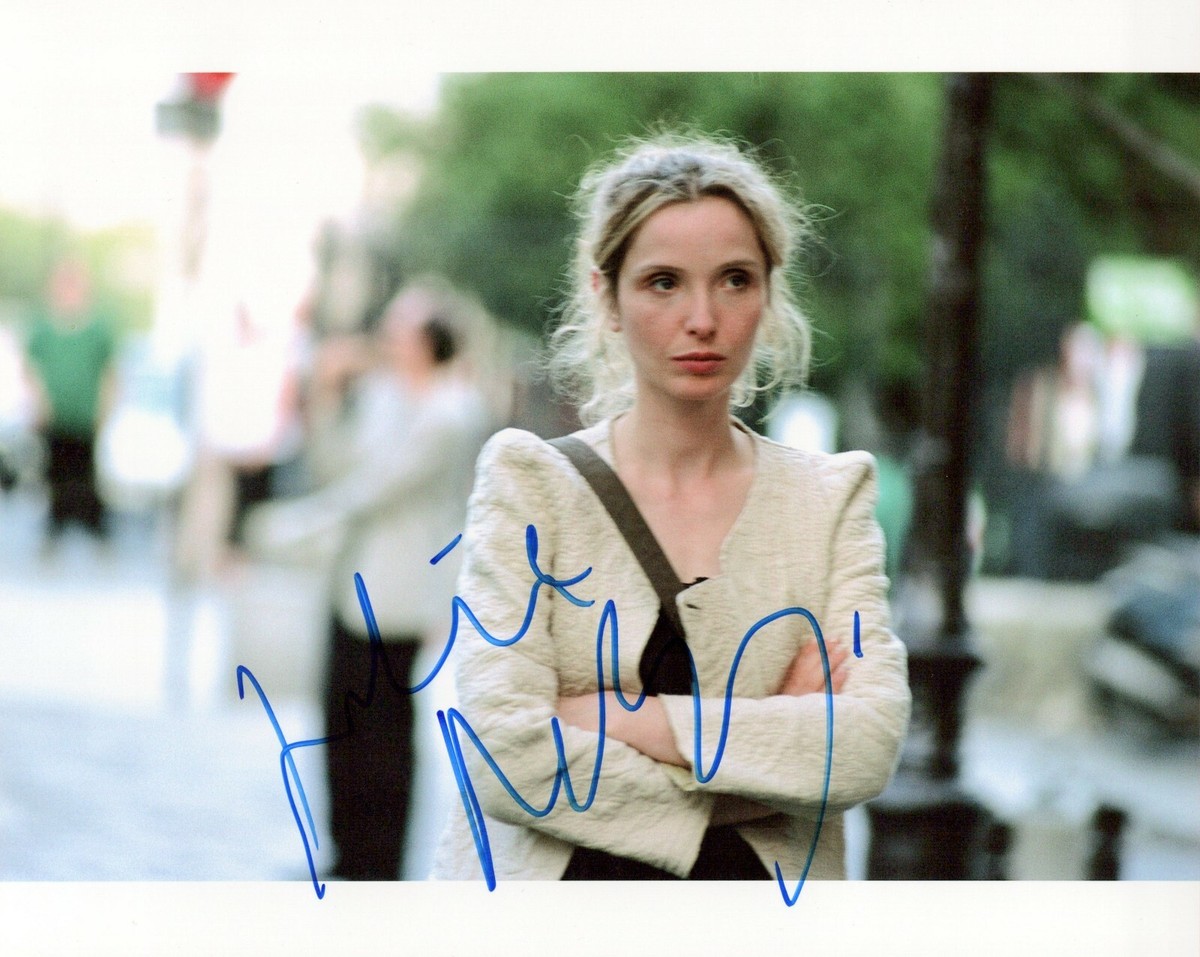 Julie Delpy Fashion