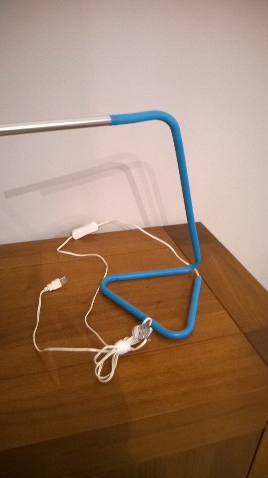 Ikea HARTE LED Work Desk Lamp with USB Port, Modern Bendy Metal Pipe ...