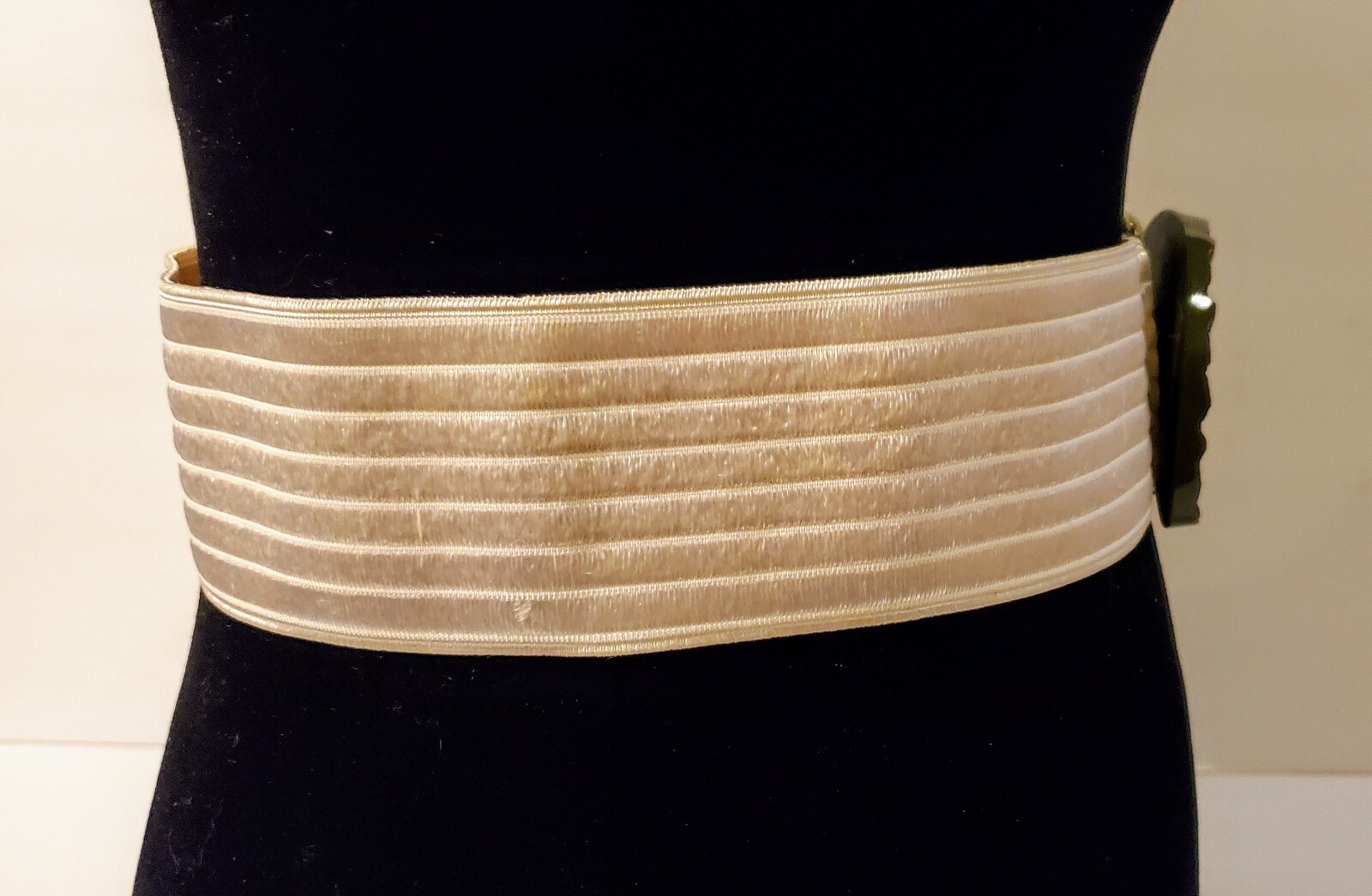 Vintage 80s Charmant Belts Inc Beverly Hills Resin Peacock Red Bird ...