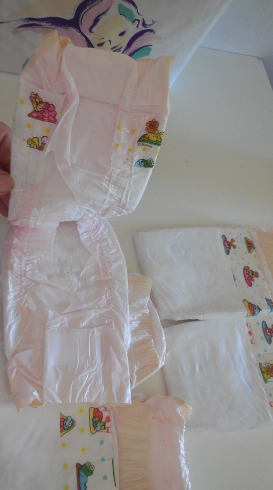 VINTAGE 90s Plastic Diapers Lot Of 36 Jim Henson Muppet Babies Ultra ...