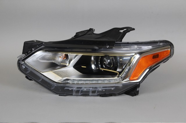 OEM 2018-2020 Chevrolet Traverse Left Headlight Xenon W/ LED Driver ...
