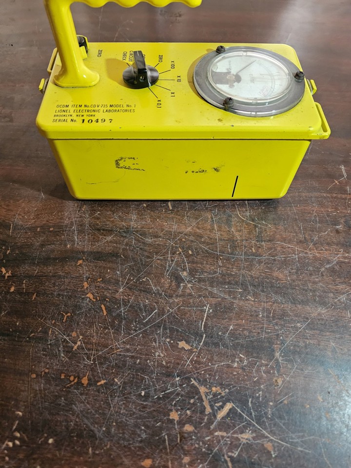 Vintage Victoreen Instrument Co CDV-715 Geiger Counter | eBay