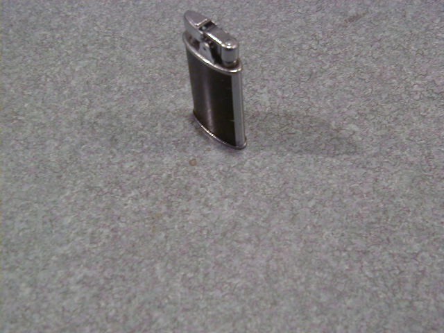 VERY OLD LITTLE RONSON CHROME PLATED ENAMEL RONSON LIGHTER LIGHTS UP AS ...