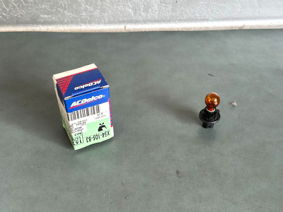 2007-2016 GMC Acadia Amber Turn Signal Light Bulb | 15782705 | GM OEM ...