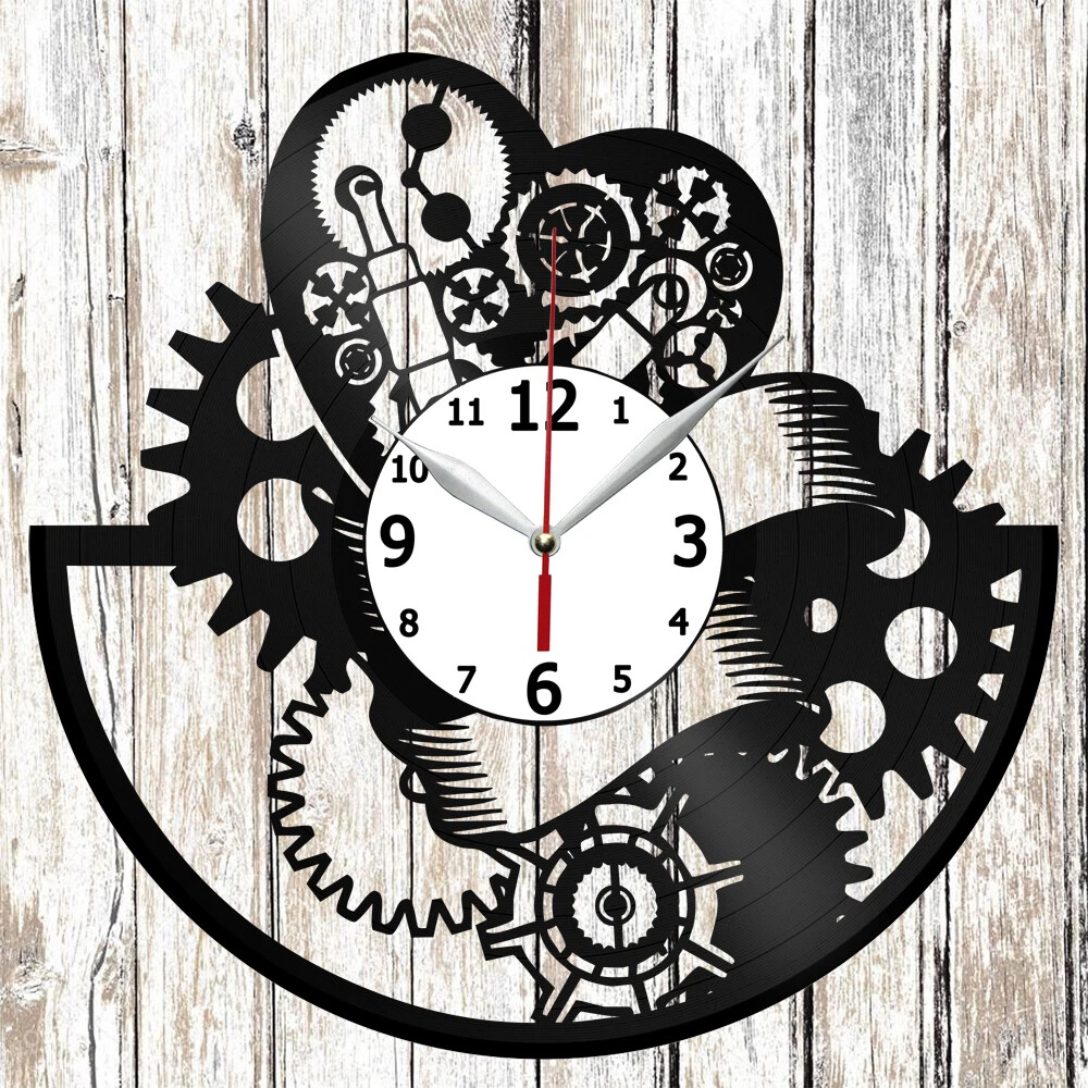 Steampunk Heart Clock