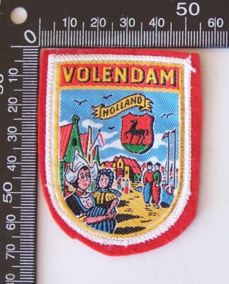 VINTAGE VOLENDAM HOLLAND EMBROIDERED SOUVENIR FELT PATCH CLOTH SEW-ON ...