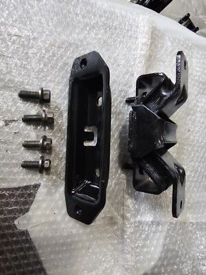 03-04 Dodge Ram 5.9L Cummins NV4500 Transmission Mount & Bracket | eBay