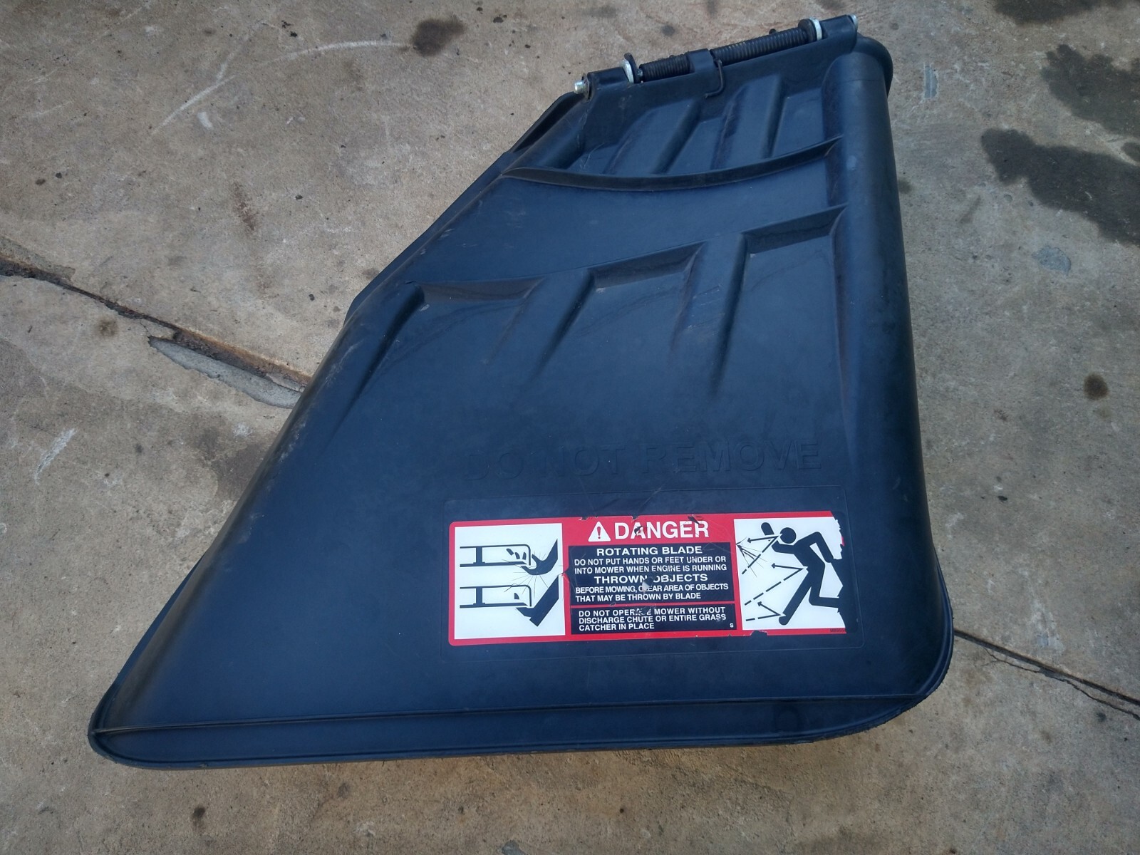 John Deere Mower Deck Deflector Chute AUC11996 D100 E100 L100 LA100 ...