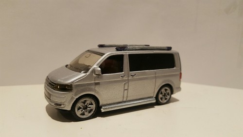 VOLKSWAGEN T5 TRANSPORTER Van Facelift MULTIVAN VW SIKU Super 1070 1 55 ...