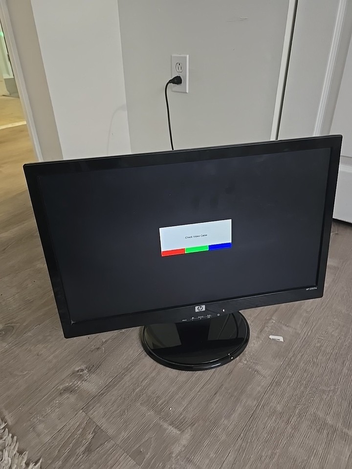 HP -S2031a -20" Inch, 16:9, LCD, VGA / DVI, Monitor, Power & VGA Cable ...