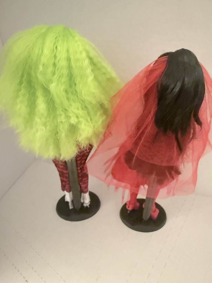 MONSTER HIGH SKULLECTOR Beetlejuice & Red Dress Lydia Doll Mattel Out ...