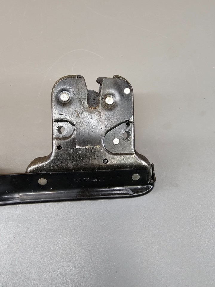 Audi TT Mk1 8N Tailgate Boot Lid Lock Catch Latch Assembly 8N0827505E ...