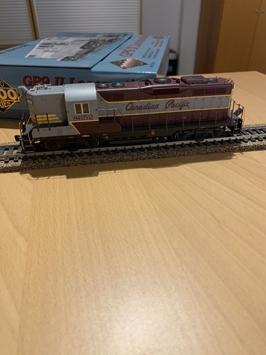 Proto 2000 series HO scale GP9 II Canadian Pacific script diesel ...