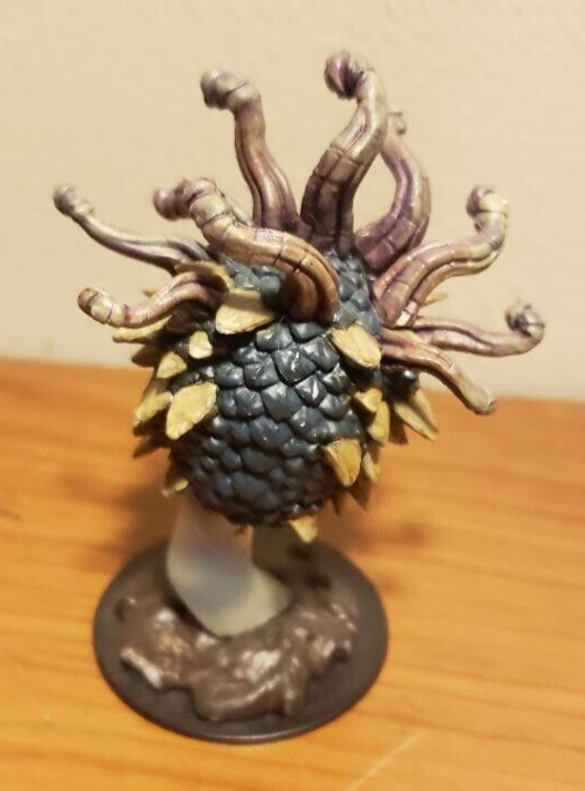Dungeons & Dragons D&D Beholder Miniature pro painted (w/ both sets ...
