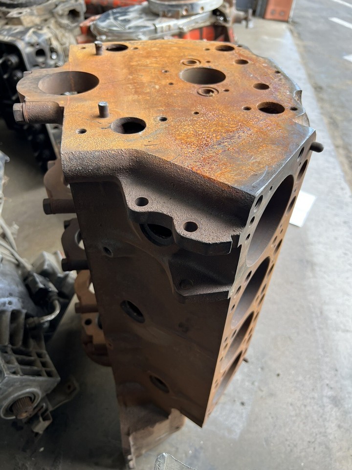 1951 chrysler 331 hemi block | eBay