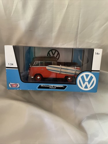 Volkswagon Type 2 Pickup Motor Max Model Car 1.24 Scale New In Box ...