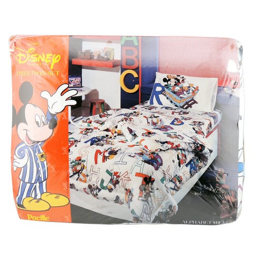 Disney Characters Mickey Mouse TWIN Set Bedding Minnie Goofy Donald ...